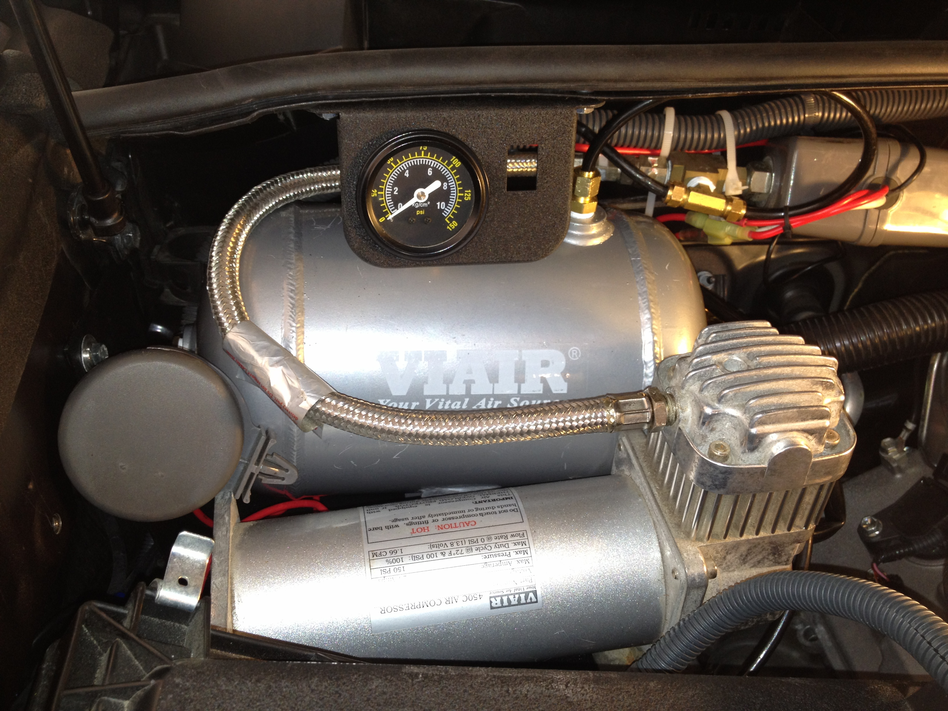 Viair 450 Air Compressor - Niagara4x4.com